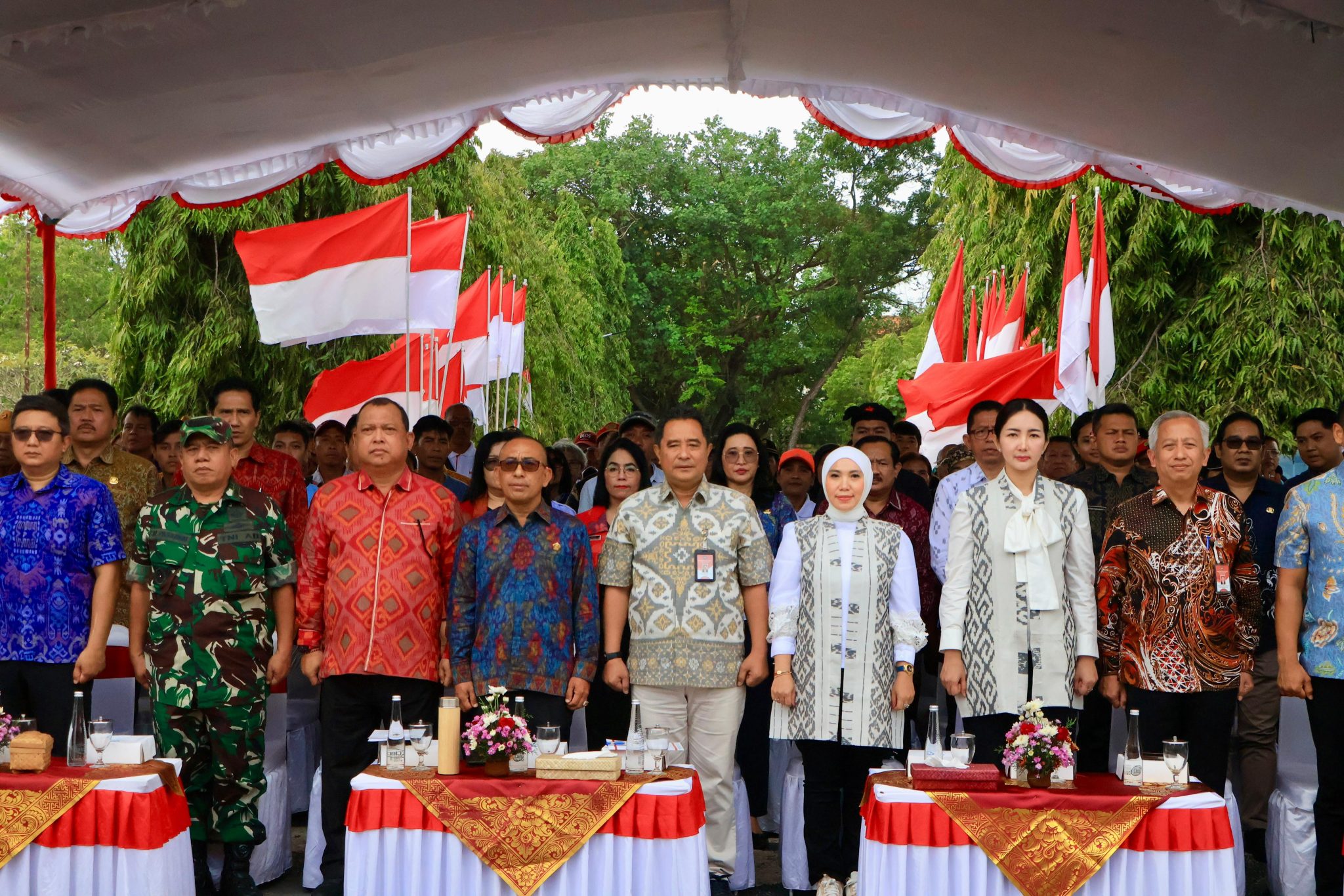 HUT Proklamasi RI 2025: Bali Kibarkan 10 Juta Bendera Merah Putih ...